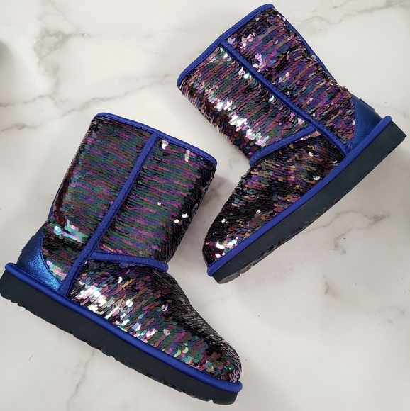 UGG | Shoes | Ugg Metalic Blue Sequin Short Shearling Boots Sz 6 | Poshmark